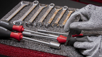The Cut and Peel Foam Solution to make Snap-on Toolbox Organisers